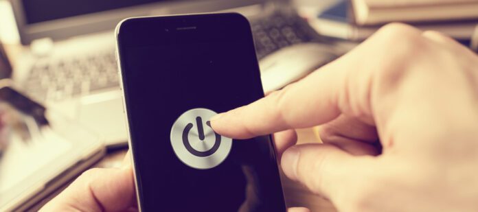 Why your phone keeps turning off and How to Fix it » PhoneCorridor